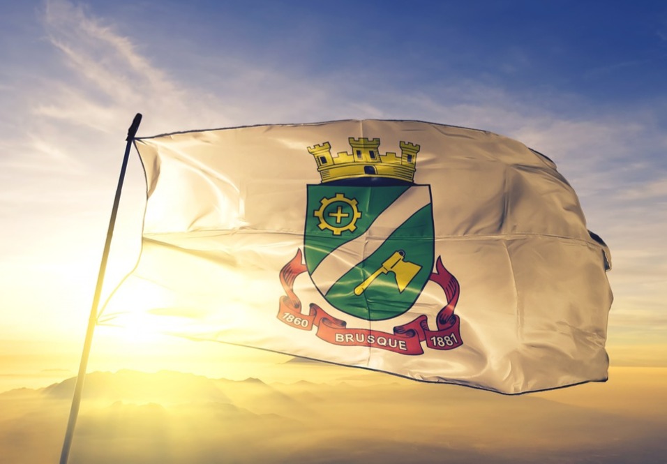 Prefeitura de Brusque - Brasão, Bandeiras e Identidade VIsual